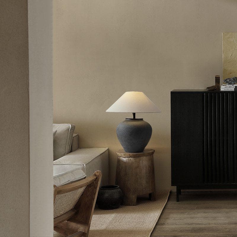 Black Mud Table Lamp – Metavaya