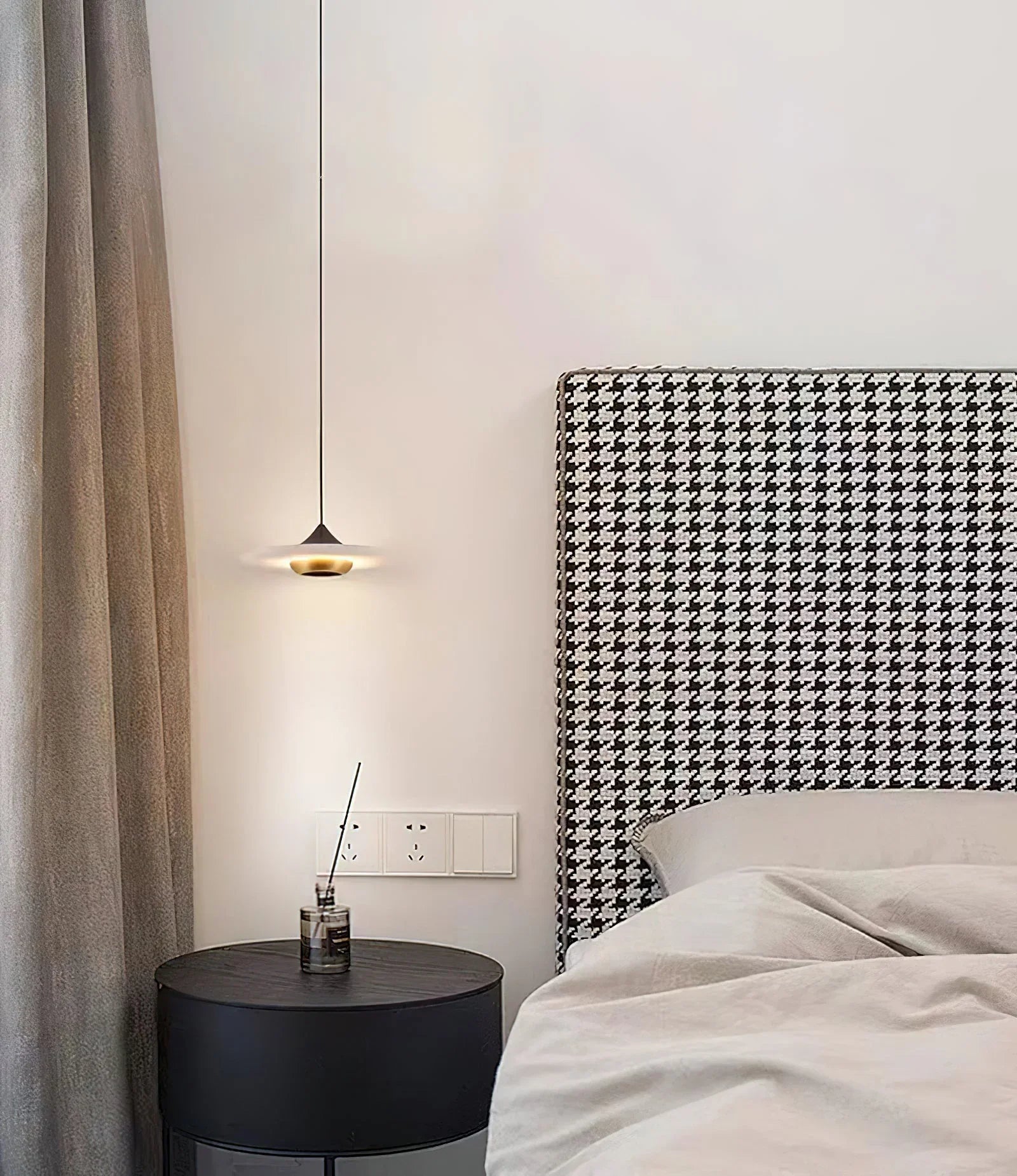 Ipno LED Pendant Light – Metavaya