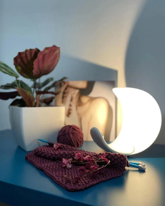 Curl Table Lamp by Luceplan in USA – Metavaya