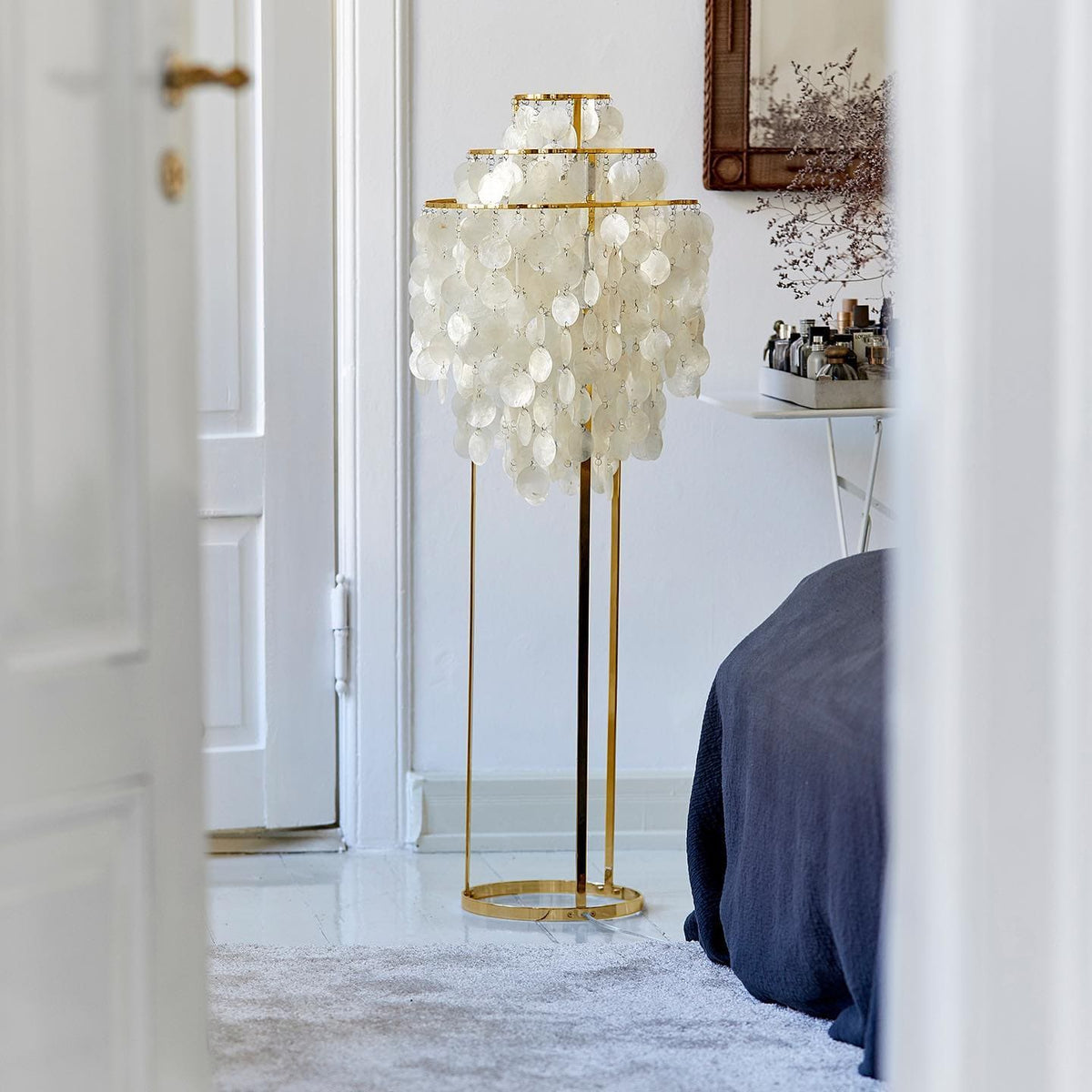 Vintage Shell Floor Lamp – Metavaya